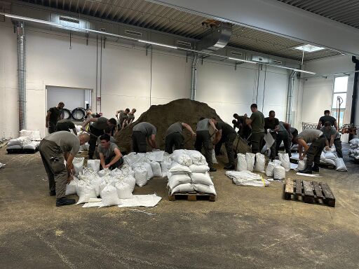 Federal army in Styria and Carinthia in disaster relief operations ...