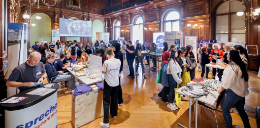 Smart Home-Beleuchtung auf der IFA 2016: Weltpremiere des neuen Philips ...